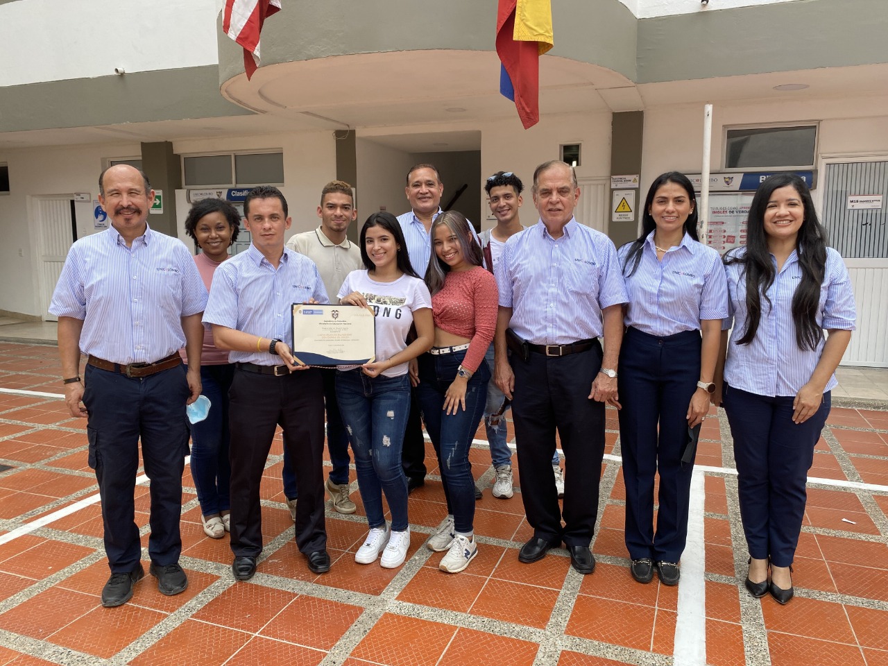 MINEDUCACIÓN otorgó distinción nacional a UNICOLOMBO - La Galactica Radio